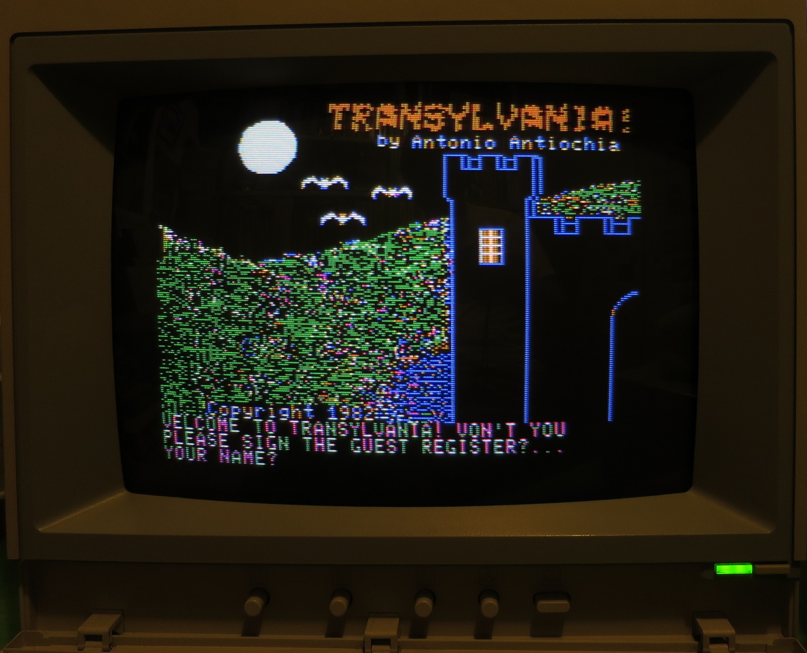 Platinum Apple IIe & AppleColor Monitor - International Varieties