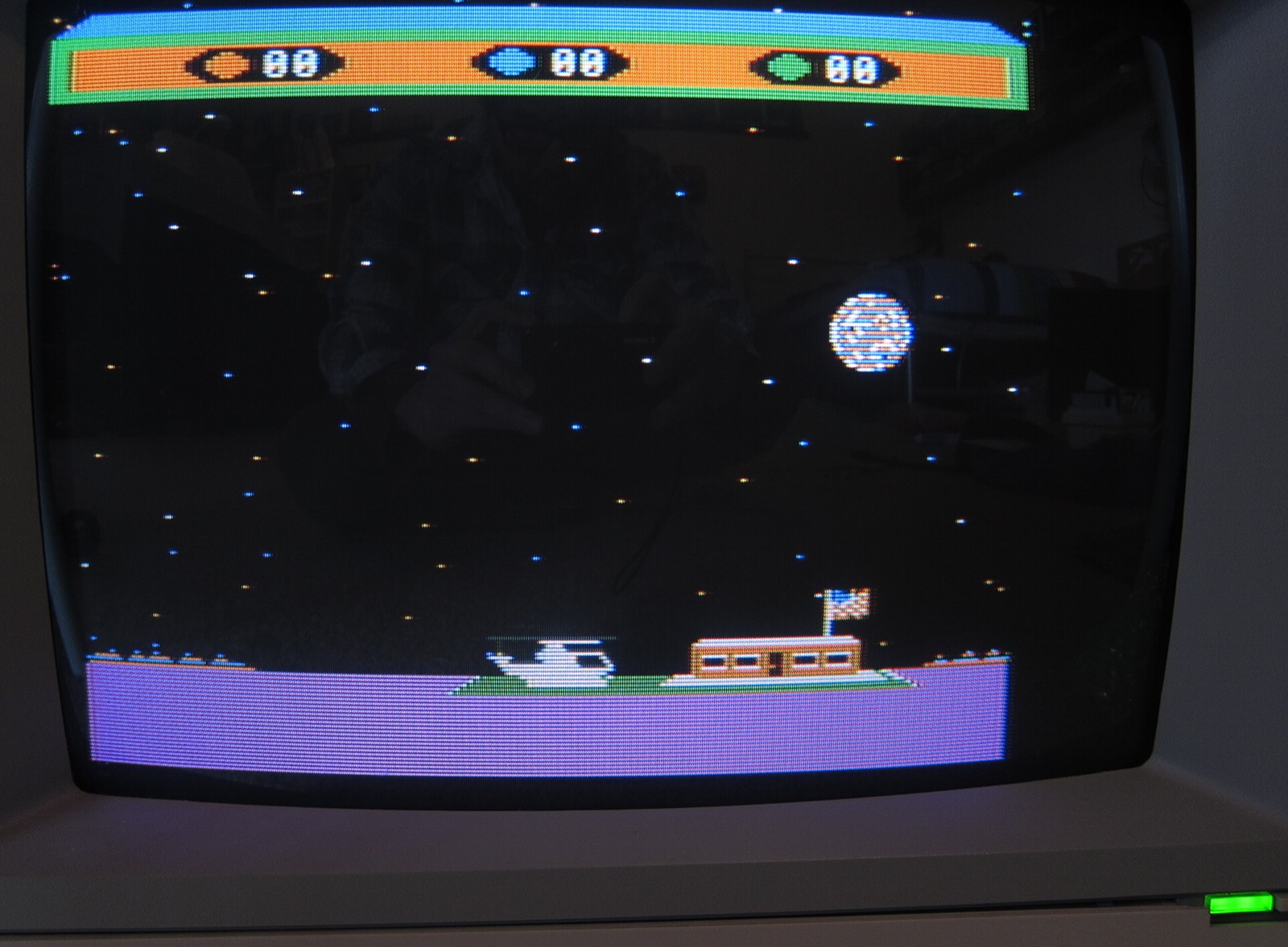 Platinum Apple IIe & AppleColor Monitor - International Varieties